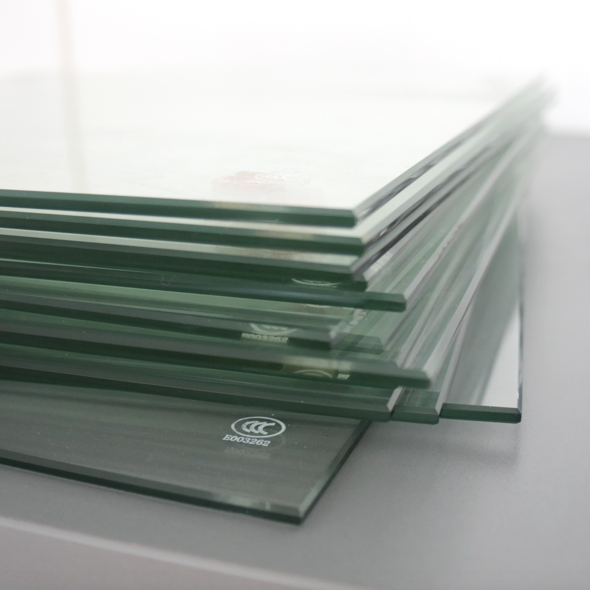 Customizable Glass Display Cubes – Display Cabinets